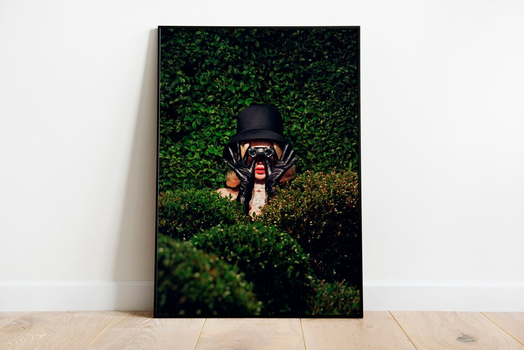 I'm Watching You Poster Woman in the Garden Photo Photography Nature ...