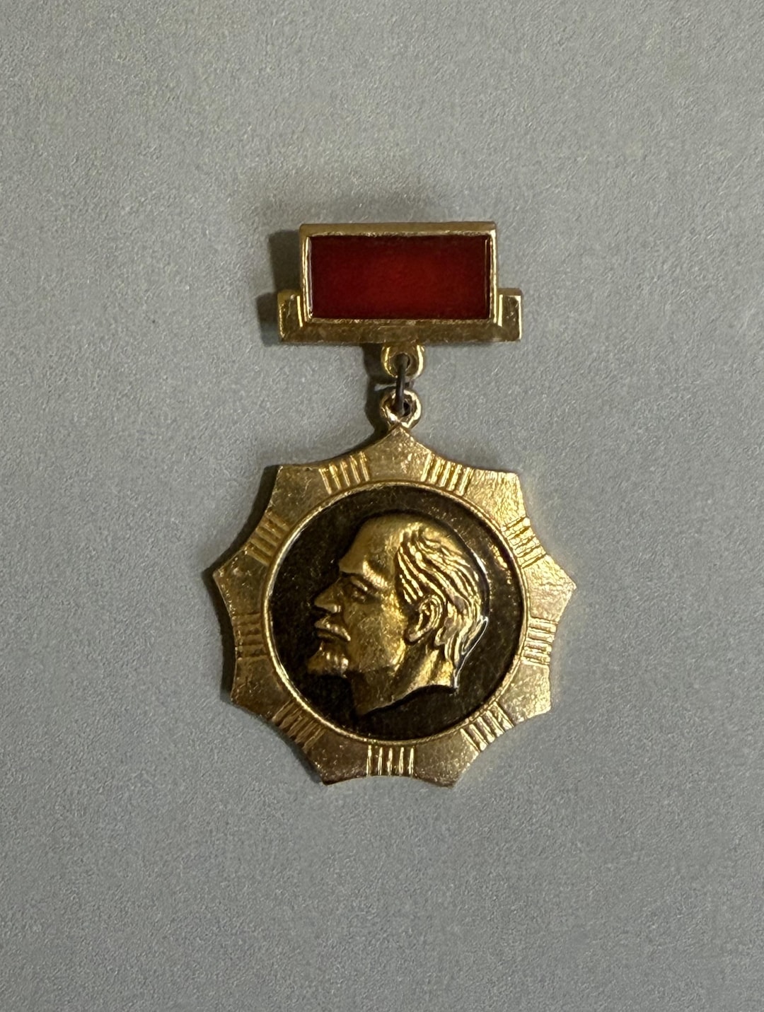 Vintage 1970s Soviet Lenin Pin Badge, USSR Communist Propaganda Znachki ...