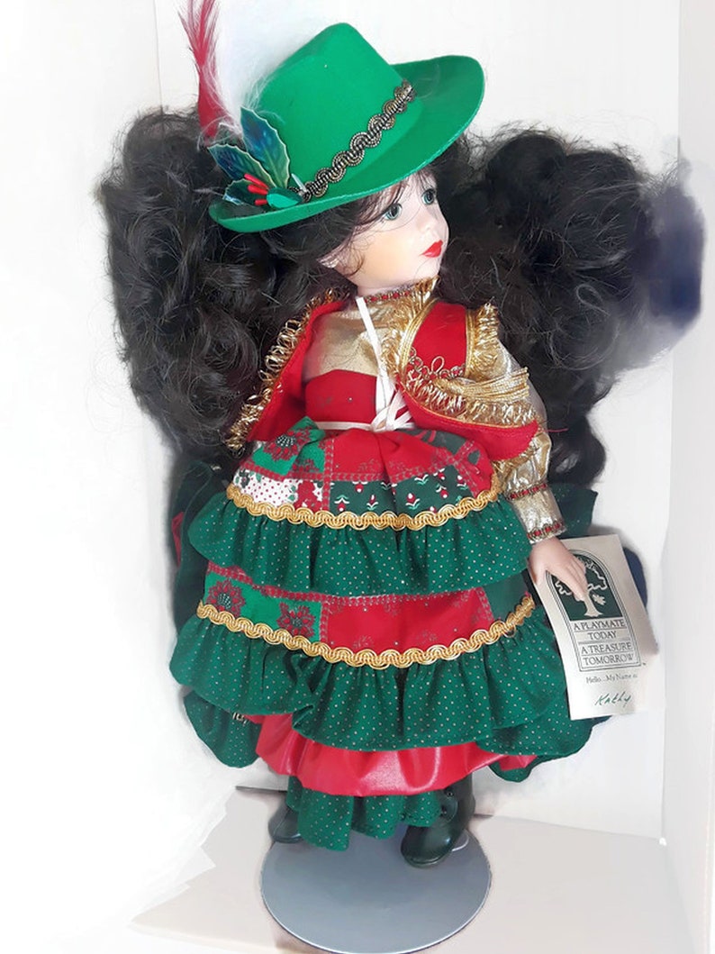 Doll on Sale !! "kathy” Design by Chris Miller .the Happy Holidays ...