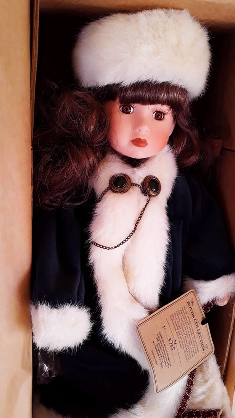 On Sale! Genuine Doll .the Boyds Collection "sonya” Doll . Porcelain ...