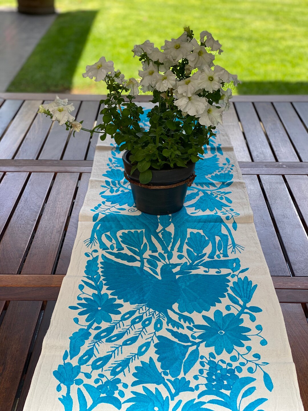 HAND EMBROIDERED OTOMI // Table Runner // Mexico - Etsy