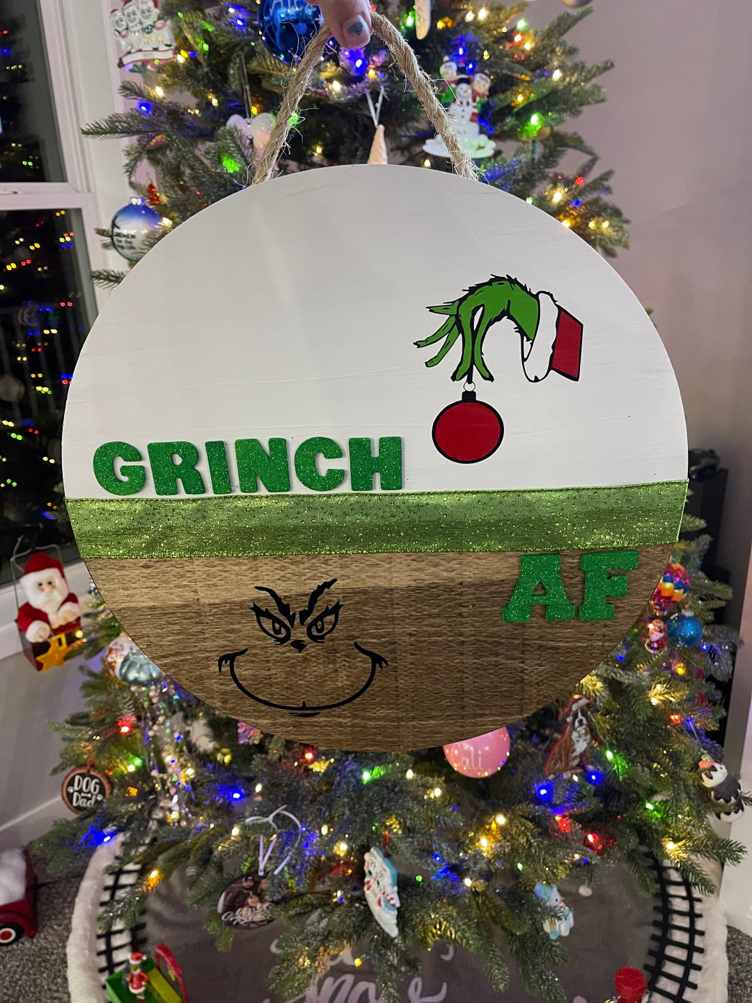 14 Wooden Circle Hanging Sign Grinch AF - Etsy