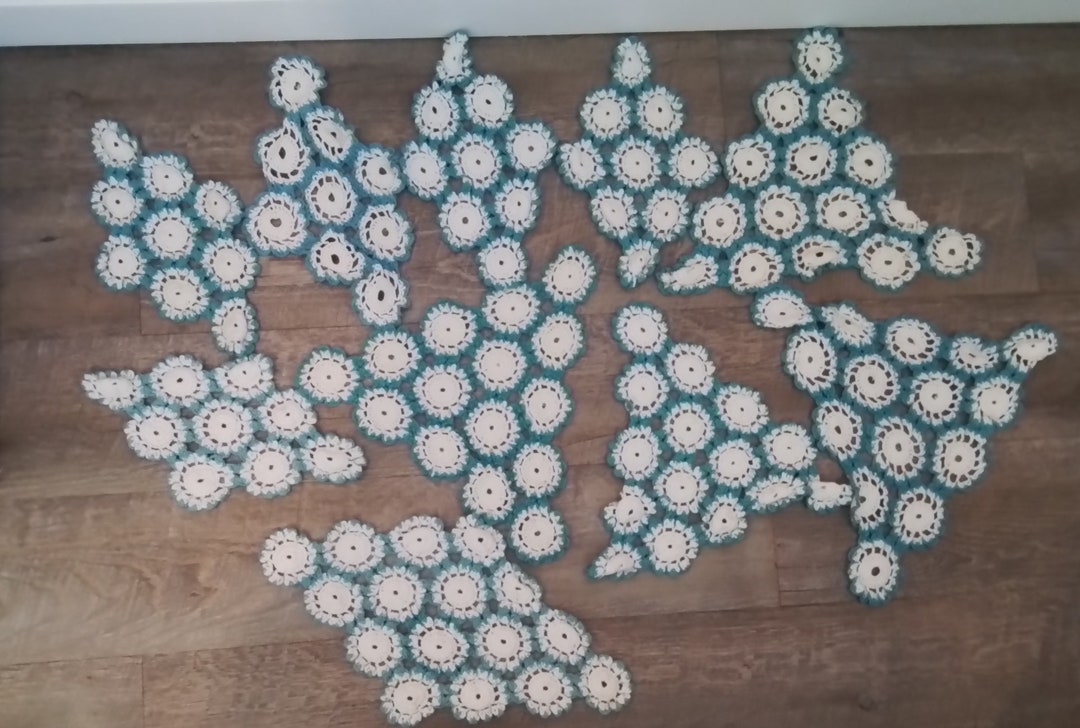 Vintage Crochet Table Scarves Table Doilies Lot of 10 Pieces Blue and ...