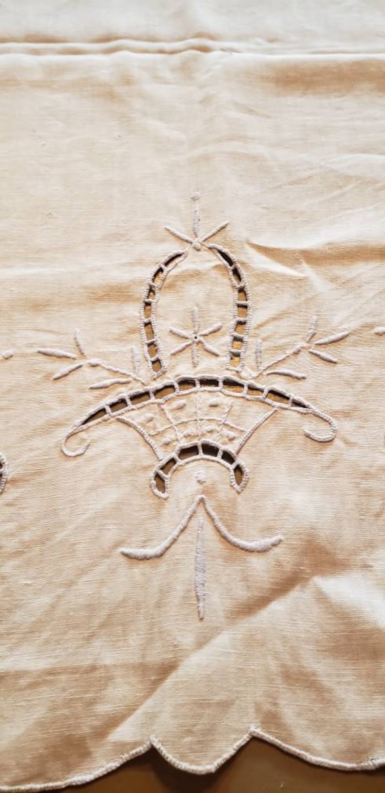 Vintage Embroidered Table Runner - Etsy