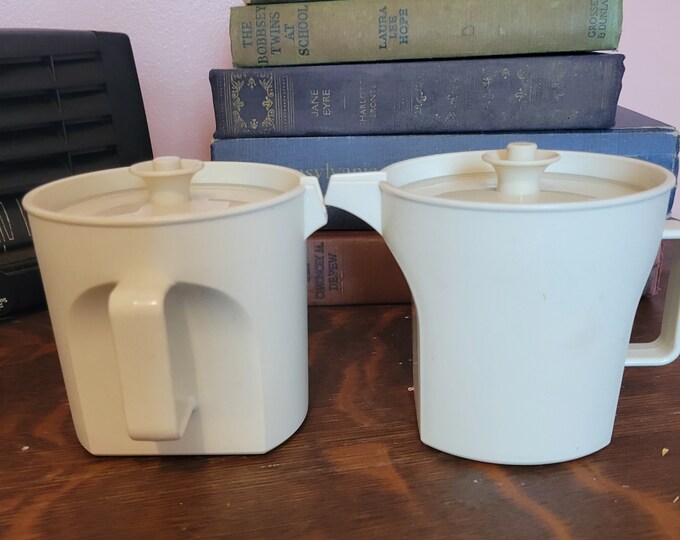 Vintage Tupperware Sugar and Creamer Set With Push and Seal Lid 1415 ...
