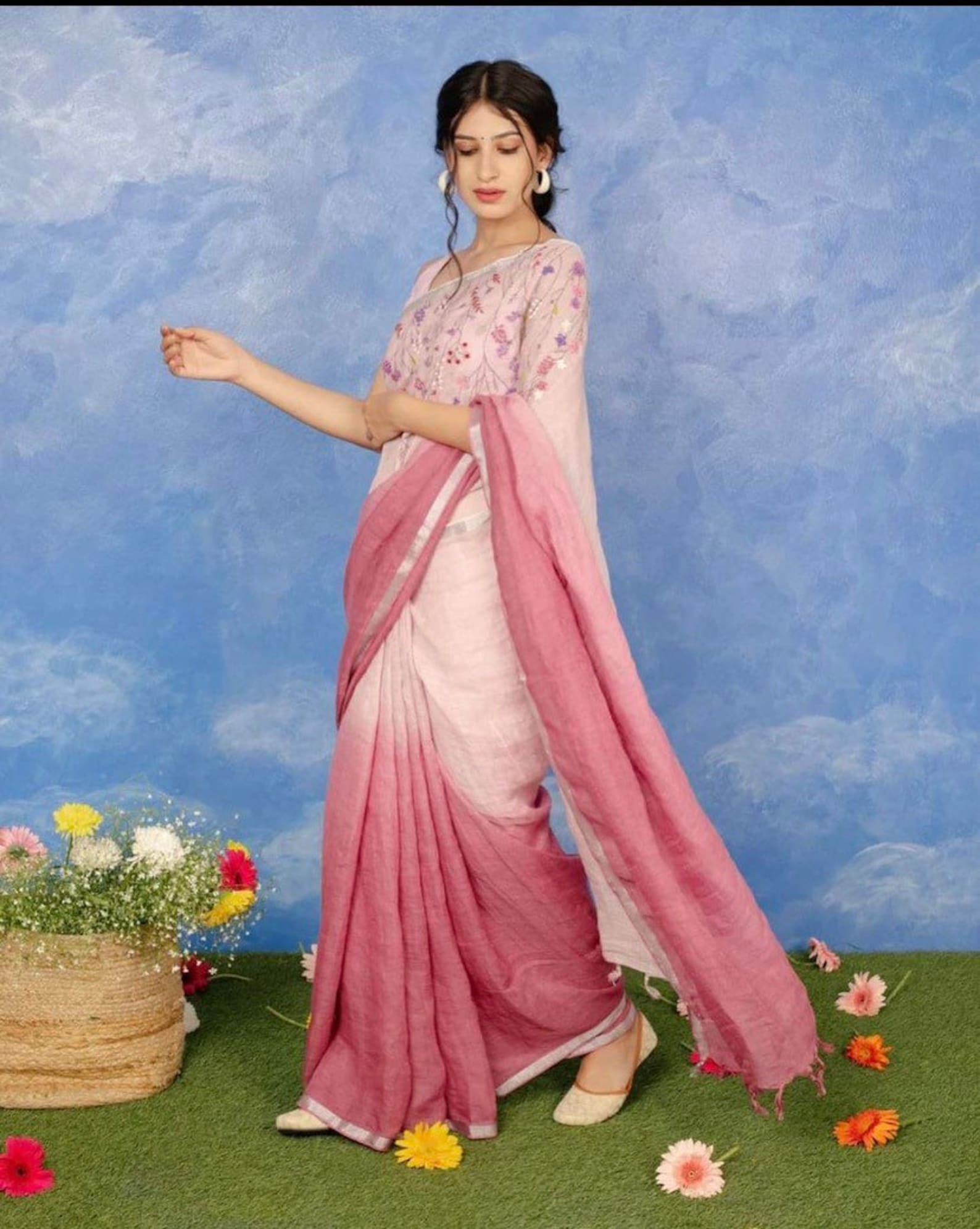 Pure Linen Saree With Hand Embroidered Blouse / Linen Saree - Etsy