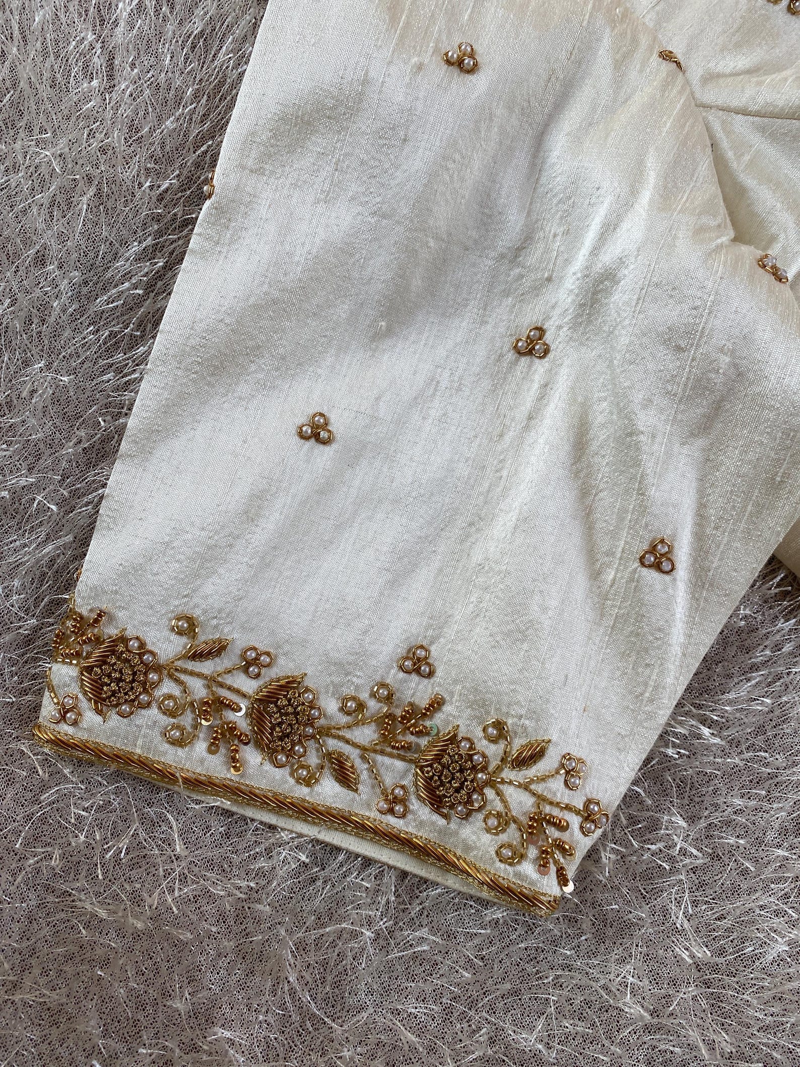 Pure Silk Hand Embroidery Blouse/saree Maggam Cream Blouse/cream Blouse ...