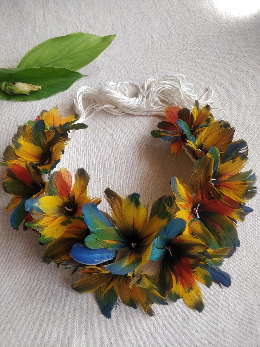 Natural Molted Parrots Macaws Feathers Indigenous Handmade Tiara ...