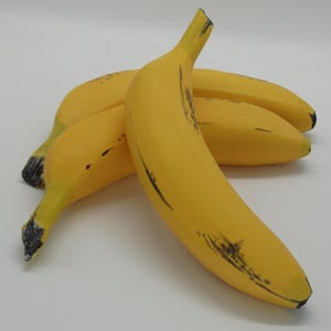 Ceramic Banana (1 Piece) Natural Size Realistic Fruit Handmade Banana ...