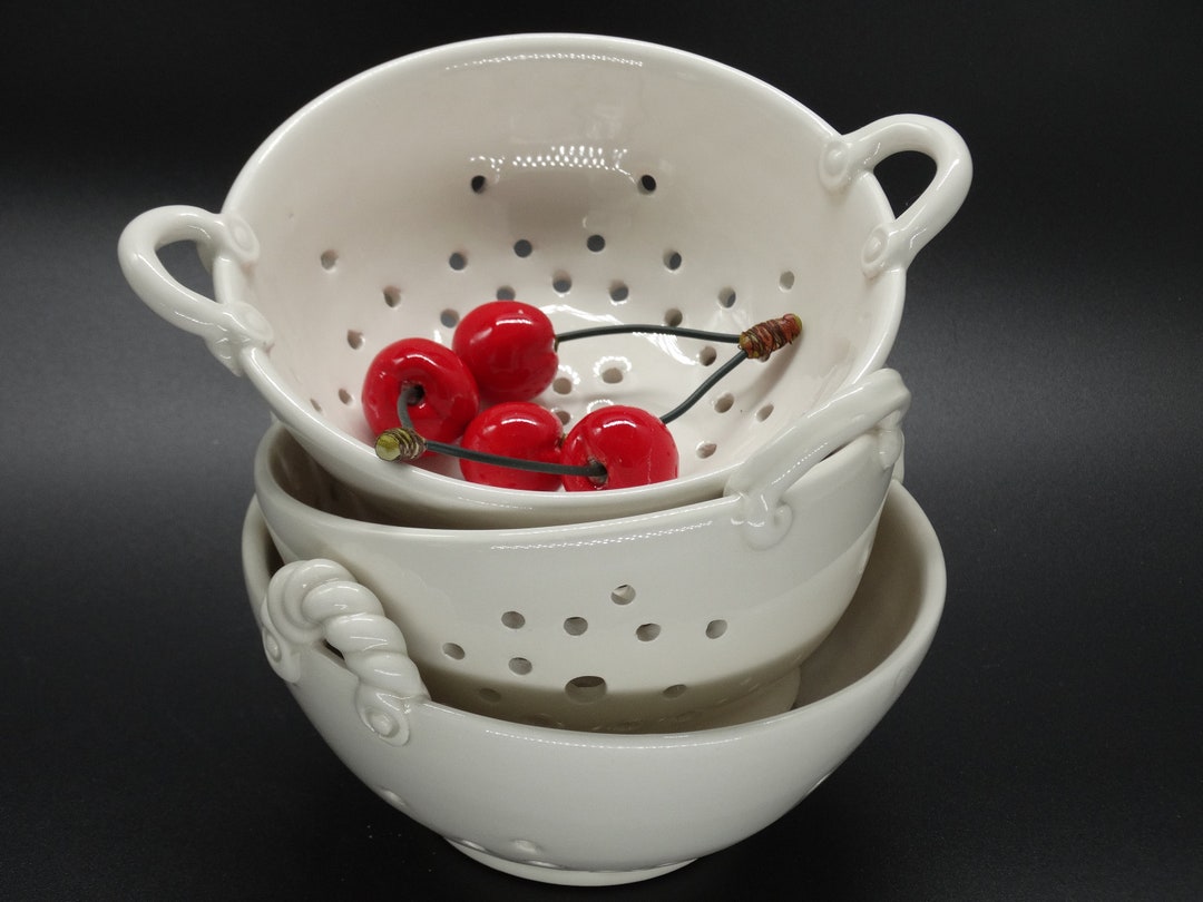 Ceramic (1 Piece )colander Pierced for Washing Small Fruits White Ceramic Colanders Bowl Berry ...