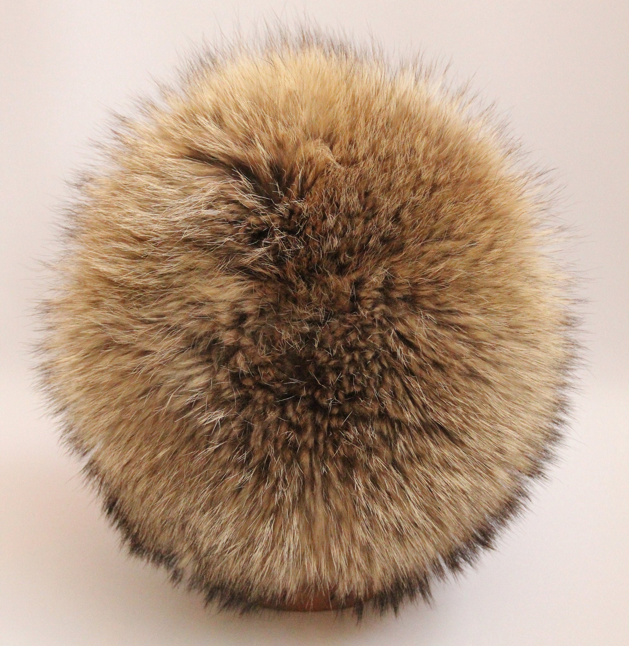 MADE in UKRAINE Ukrainian Winter Raccoon Fur Hat, Natural Fur Round ...