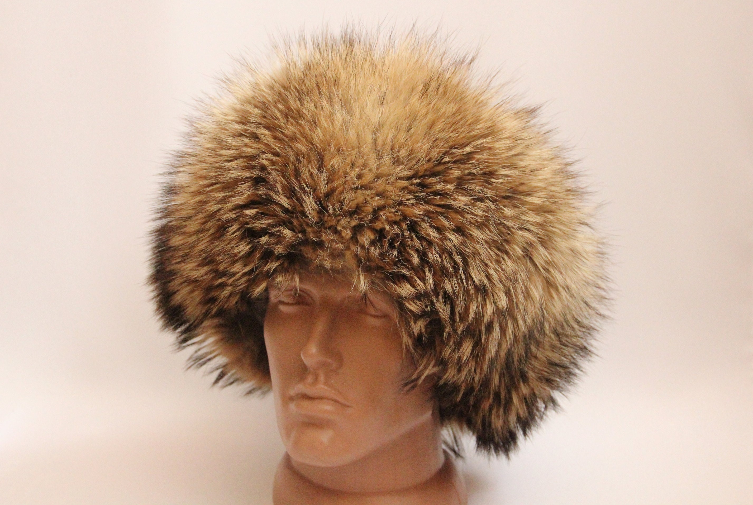 MADE in UKRAINE Ukrainian Winter Raccoon Fur Hat, Natural Fur Round ...