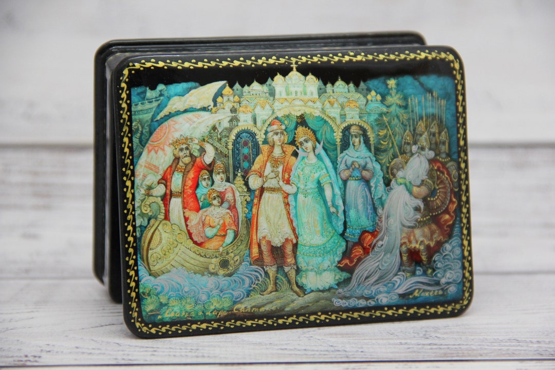 Ukrainian Lacquer Box, Palekh Art Painting School, Fairy Tale, Handmade ...