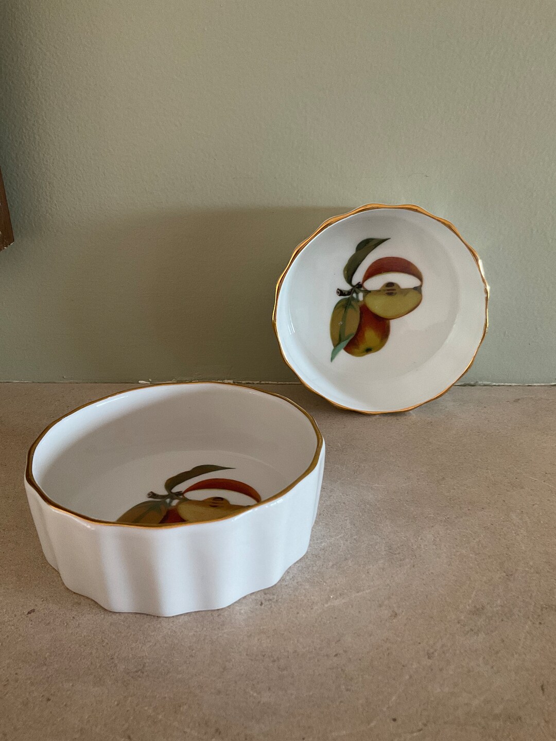 Royal Worcester Evesham Individual Quiche. Dishes, Oven to Tableware ...