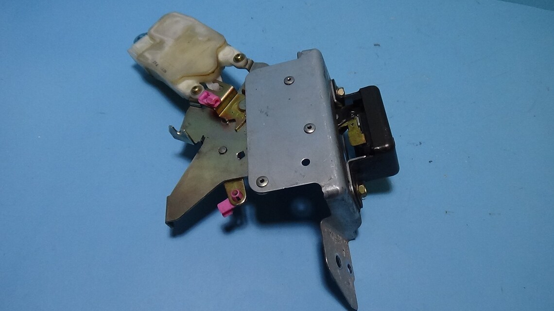 2004-2010 Nissan Armada Rear Rear Liftgate Glass Window Latch - Etsy