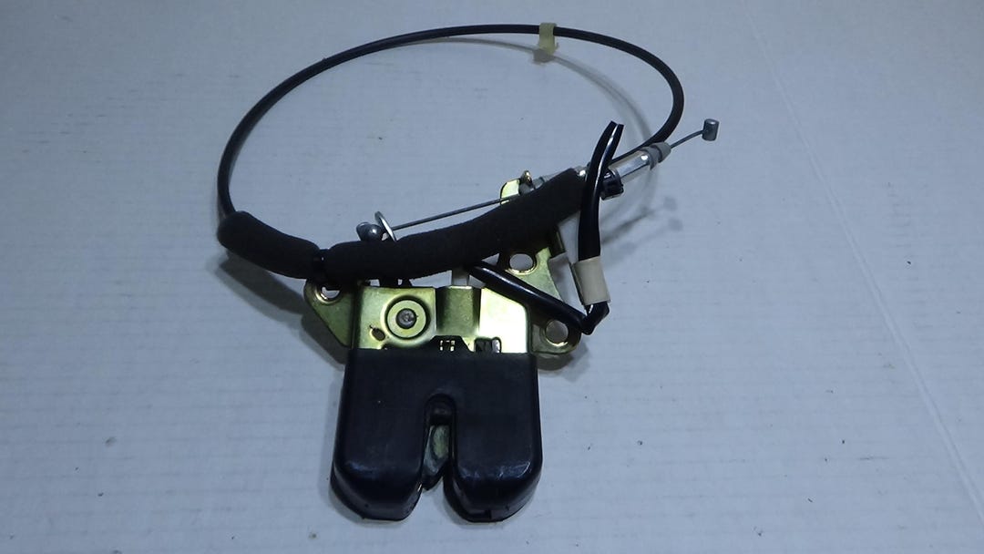 2000-2005 Toyota Celica Rear Trunk Hatch Latch Lock - Etsy