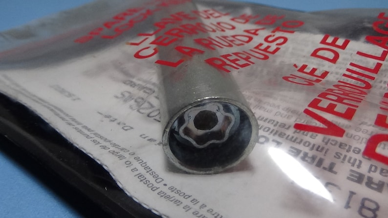 Ford F150 F250 F350 Spare Tire Lock Key 2L34-1A380-AA | Etsy