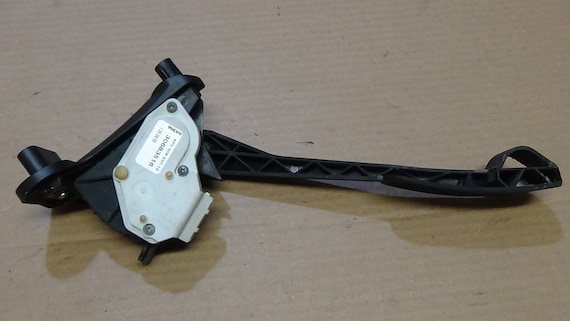 2005-2007 Volvo XC70 Accelerator Pedal Position Sensor | Etsy