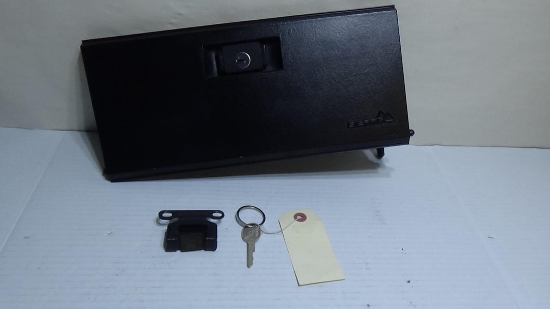 1982-1985 GMC Jimmy Sonoma Chevy Blazer S10 Glove Box Door Lid Black - Etsy