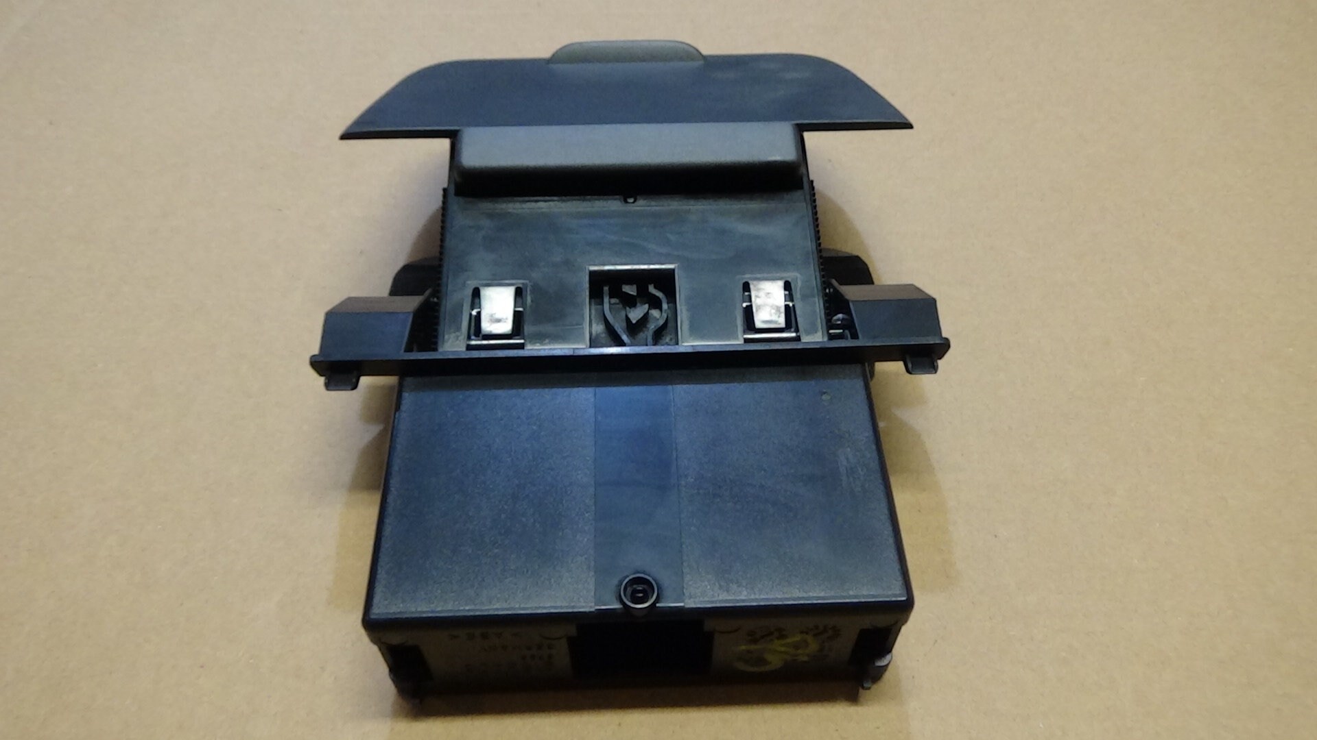 Car Parts & Accessories 1998-2004 Volvo C70 Convertible Ash Tray ...