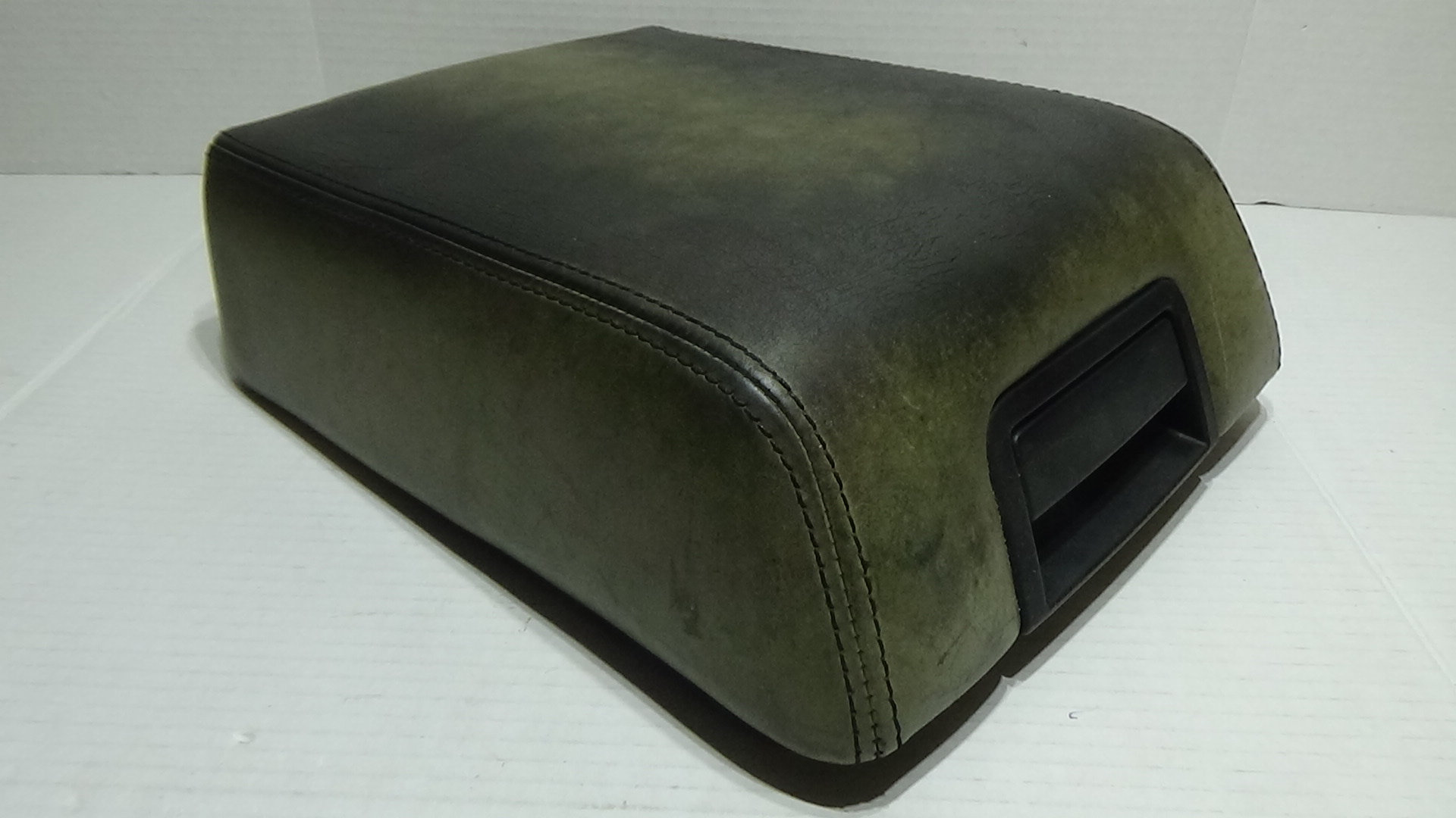 2004-2008 Ford F150 Harley Davidson Edition Center Console Arm Rest Lid ...