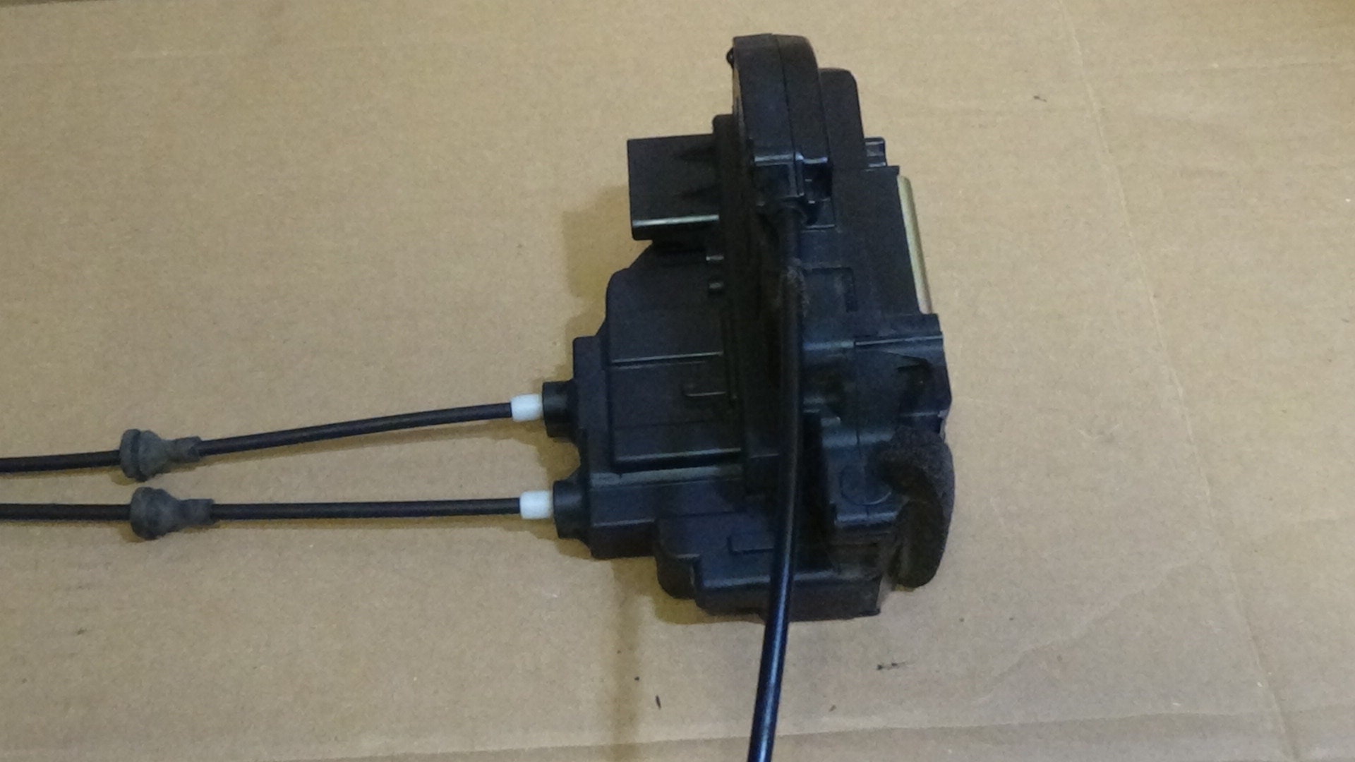 2004-2010 Nissan Armada Right Rear Door Lock Latch Actuator - Etsy