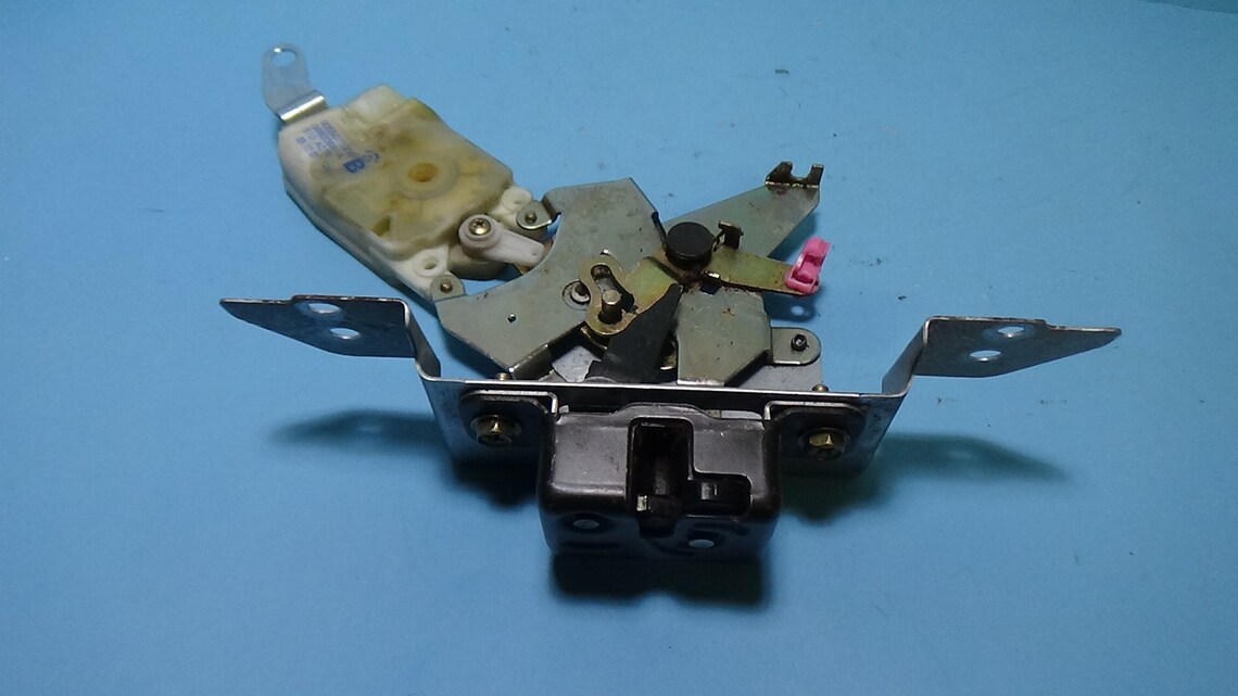 2004-2010 Nissan Armada Rear Rear Liftgate Glass Window Latch - Etsy