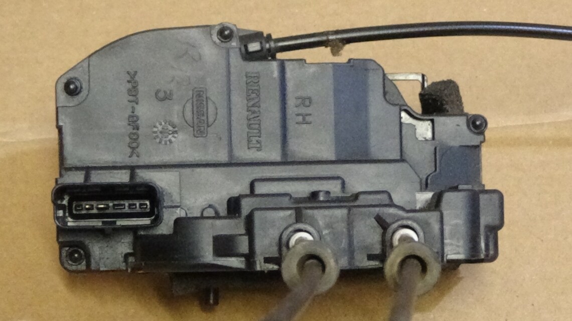 2004-2010 Nissan Armada Right Rear Door Lock Latch Actuator - Etsy