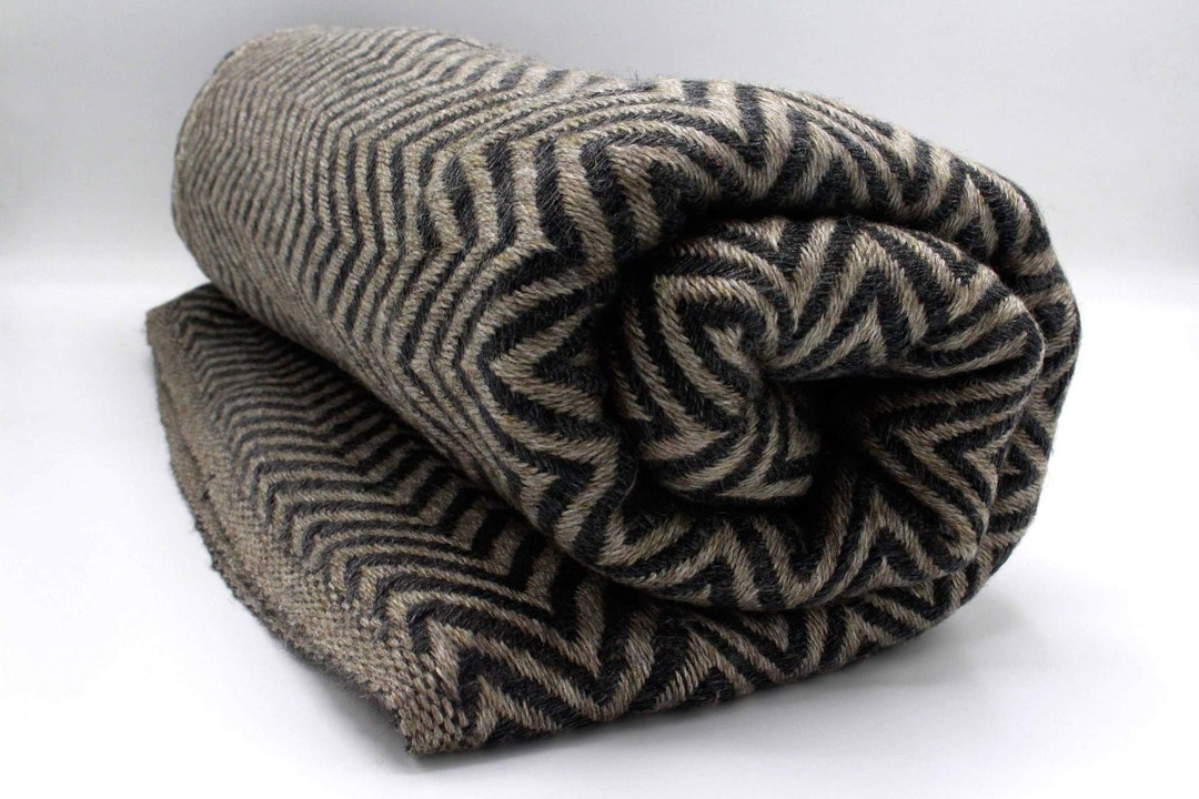 100% Cashmere Wool Blanket, Warm Soft Dark Brown & Black Chevron Adult ...