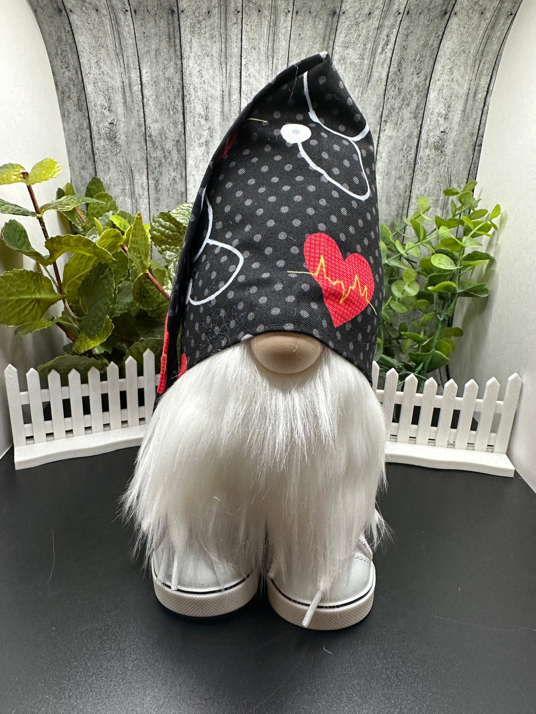 Nurse Gnome | Nurse or Medical Staff Appreciation | Home or Office ...