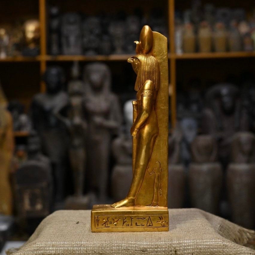 Hours-egyptian Statue of the God Horus,god of Protection,peace,sun in ...
