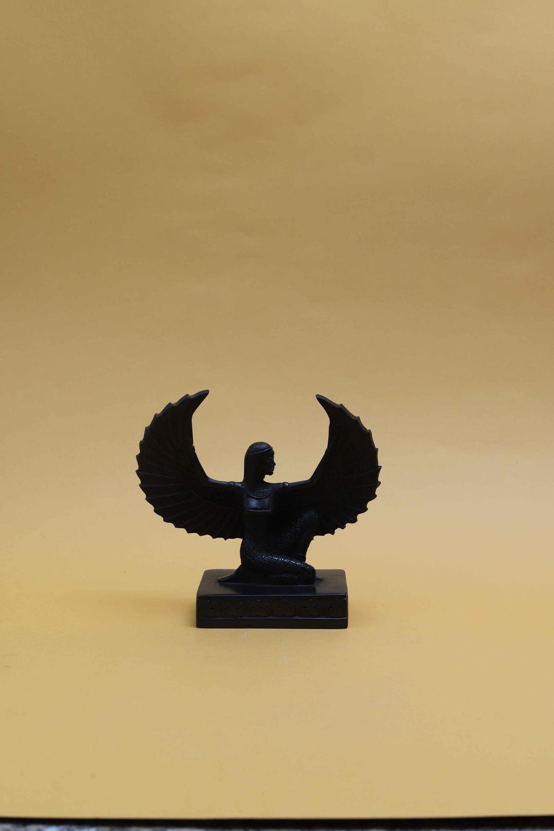 Handcrafted Pharaonic God Isis Stone Statue - Ancient Egyptian Decor ...