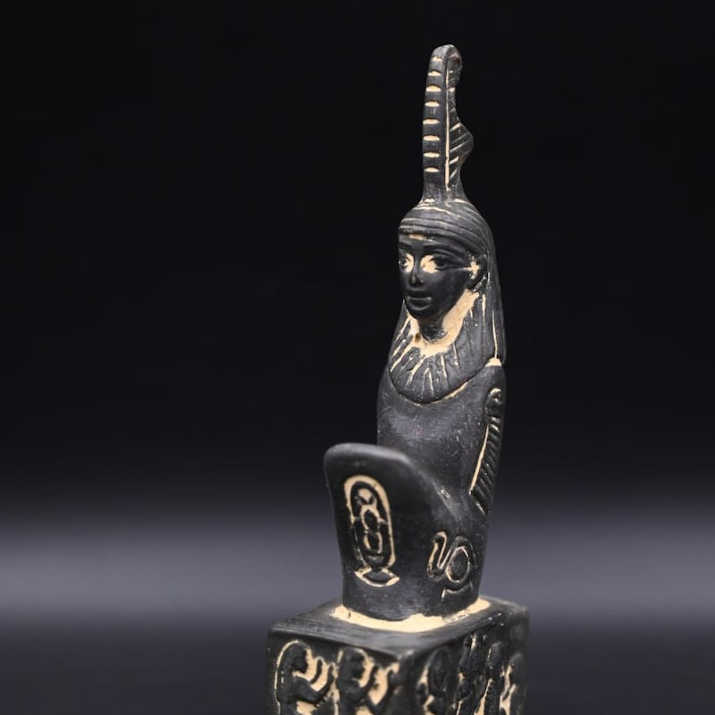 Maat - Etsy
