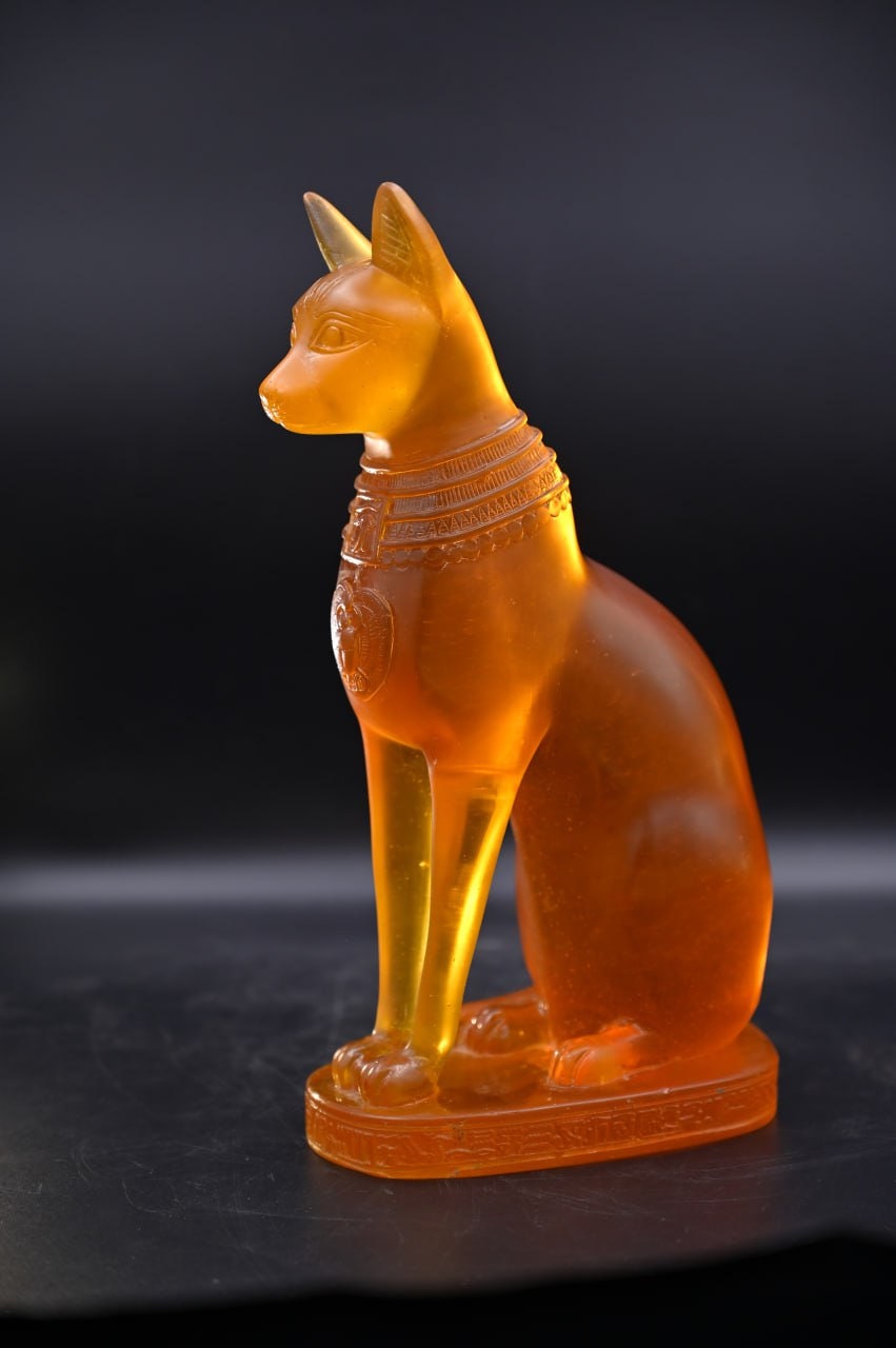 Pretty Bastet Statue the Antique Egypt Cat Goddess of Happiness ...