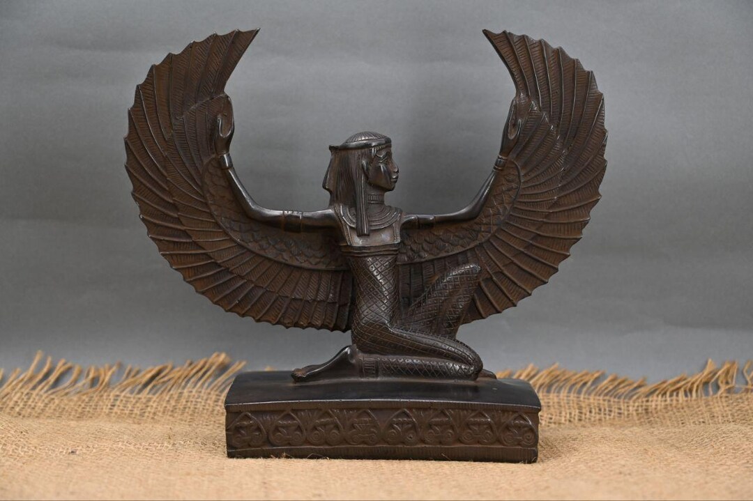Handcrafted Isis Pharaoh Statue – Stunning Stone Egyptian Sculpture for ...