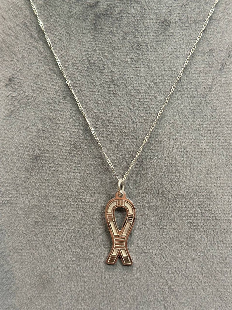 Sa Symbol Pretty Necklace for the Symbol of Ward off the Evil and ...