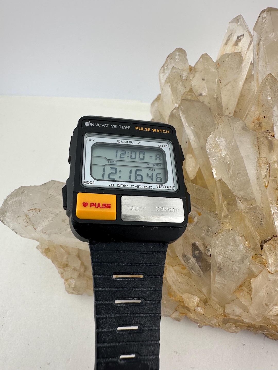 Innovative Time Digital Quartz Watch With a Pulse Monitor Function New ...