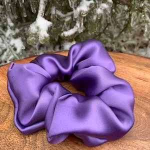 Pure Mulberry Silk Scrunchies. Deep Purple Iris Lavender Charmeuse Silk Hair Ties - Etsy
