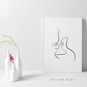Kissing Couple One Line Wall Art, Romantic Kiss Line Drawing, Minimal ...