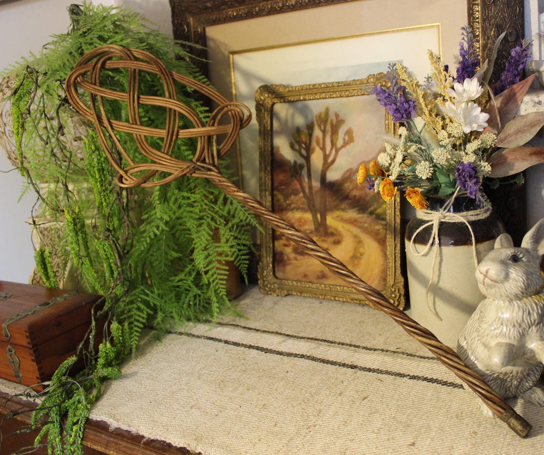 Vintage Antique 1880s 31" Wicker Rug Blanket Beater Celtic Knot Woven ...