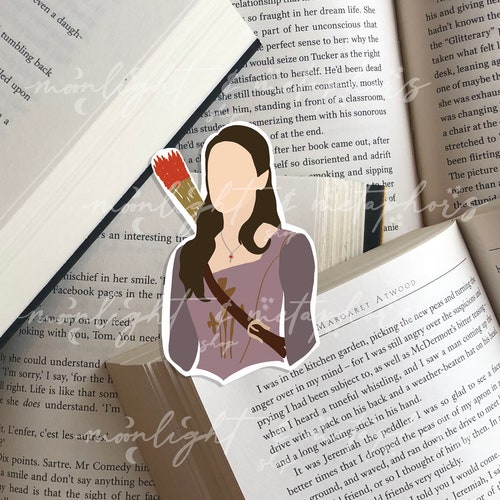 Queen of Narnia T Shirt Fandom Lucy Pevensie Susan - Etsy