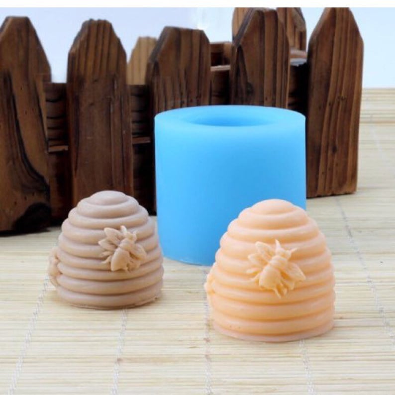 3D Screw Cylinder Bee Hive Candle Mold - 1 Cavities - Bee on Honeycomb ...