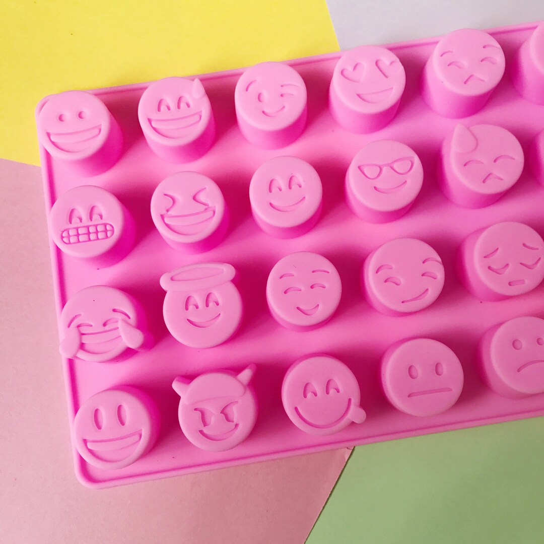 Mini Emoji Silicone Soap Mold - 28 Cavities - Circle Soap Mold Silicone ...