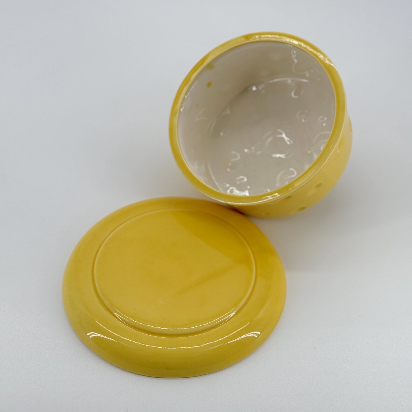 Vintage Covered Cheese Serving Dish Mouse Yellow Ceramic Kitsch Retro ...