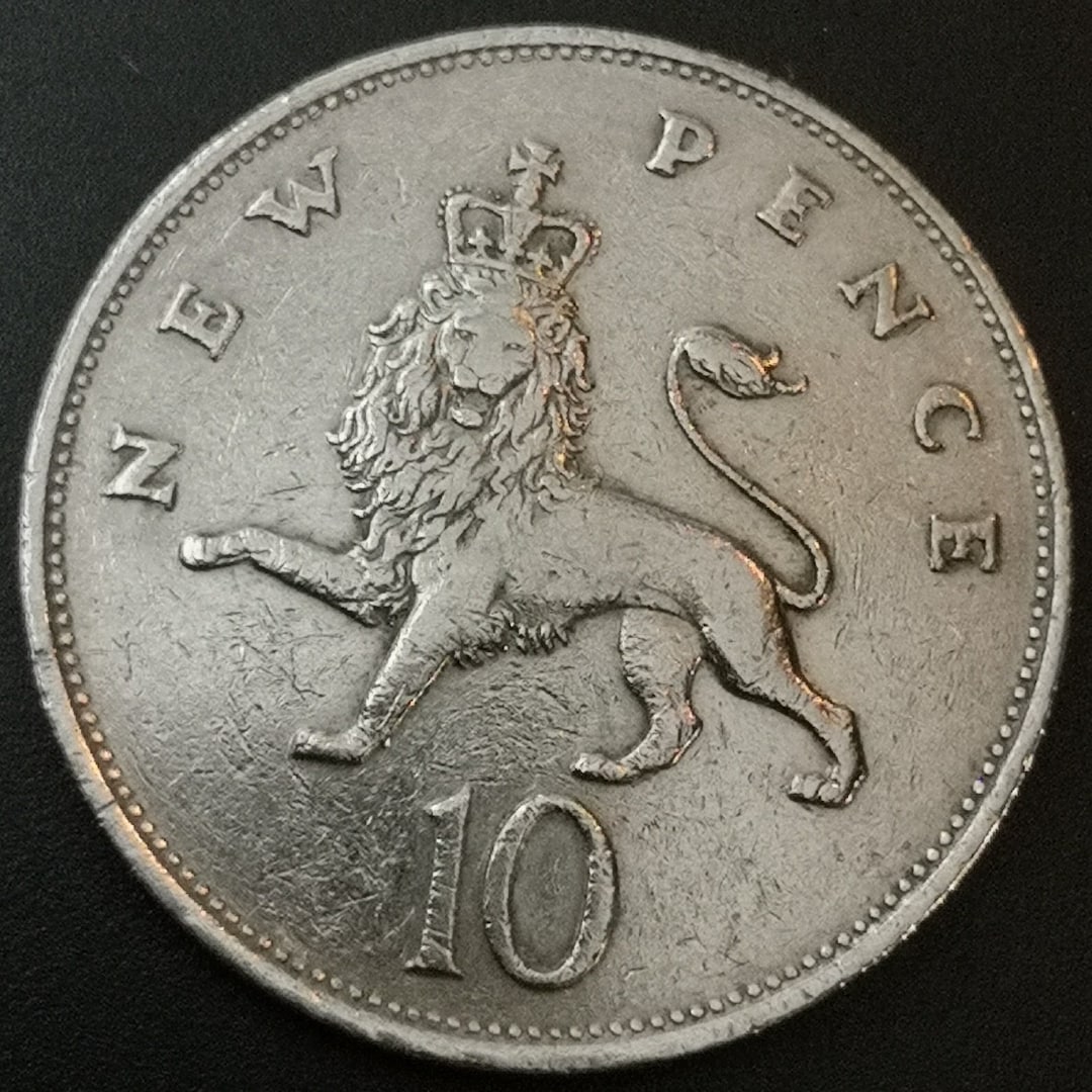 United Kingdom Coin 1975 10 New Pence Elizabeth II 2nd Effigy - Etsy