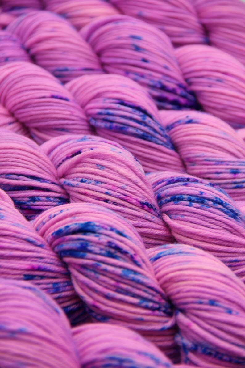 Hand dyed neon yarn Merino speckled WORSTED ARAN wool yarn | Etsy