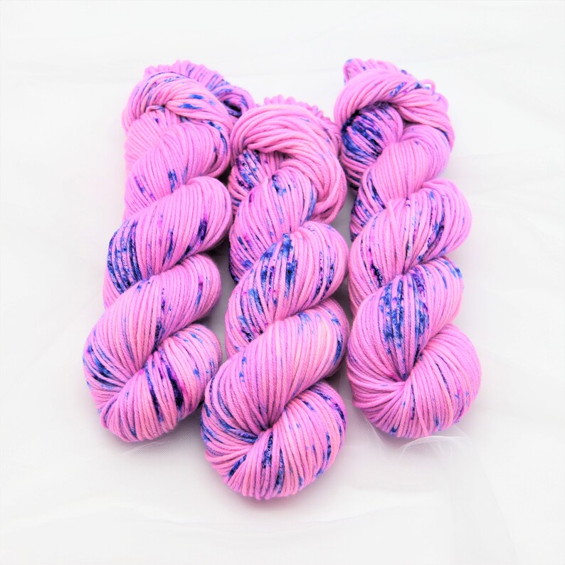 Hand dyed neon yarn Merino speckled WORSTED ARAN wool yarn | Etsy