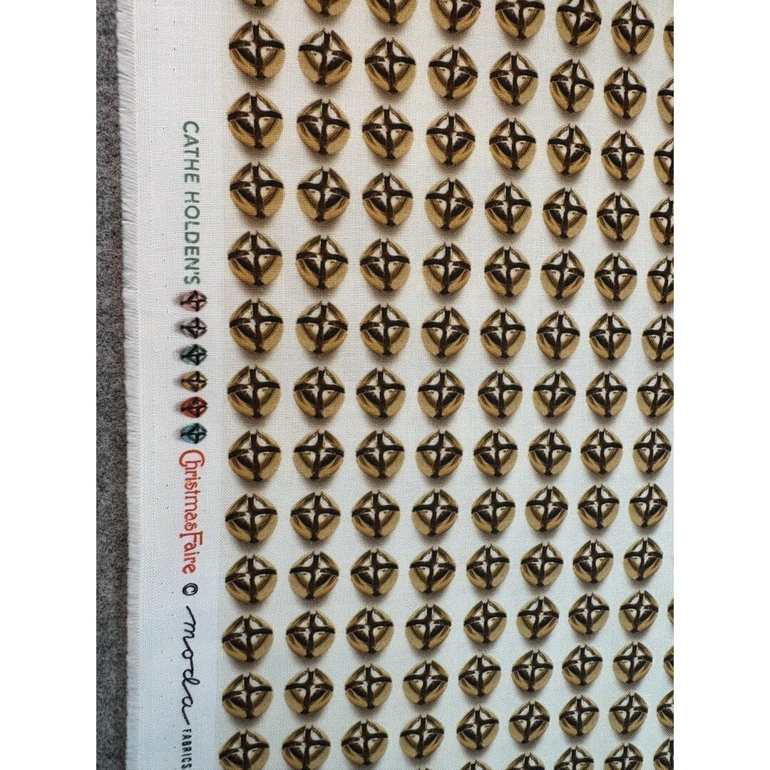 Cath Holden Realistic Jingle Bell Christmasfaire Cotton Quilt Fabric ...