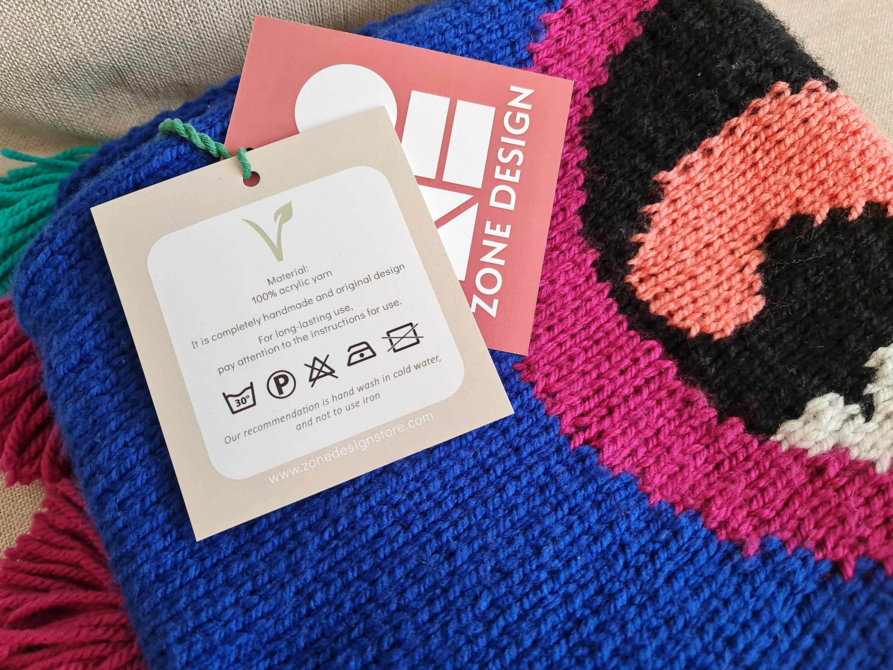 Hand Knit Scarf Unique Design Alien - Etsy