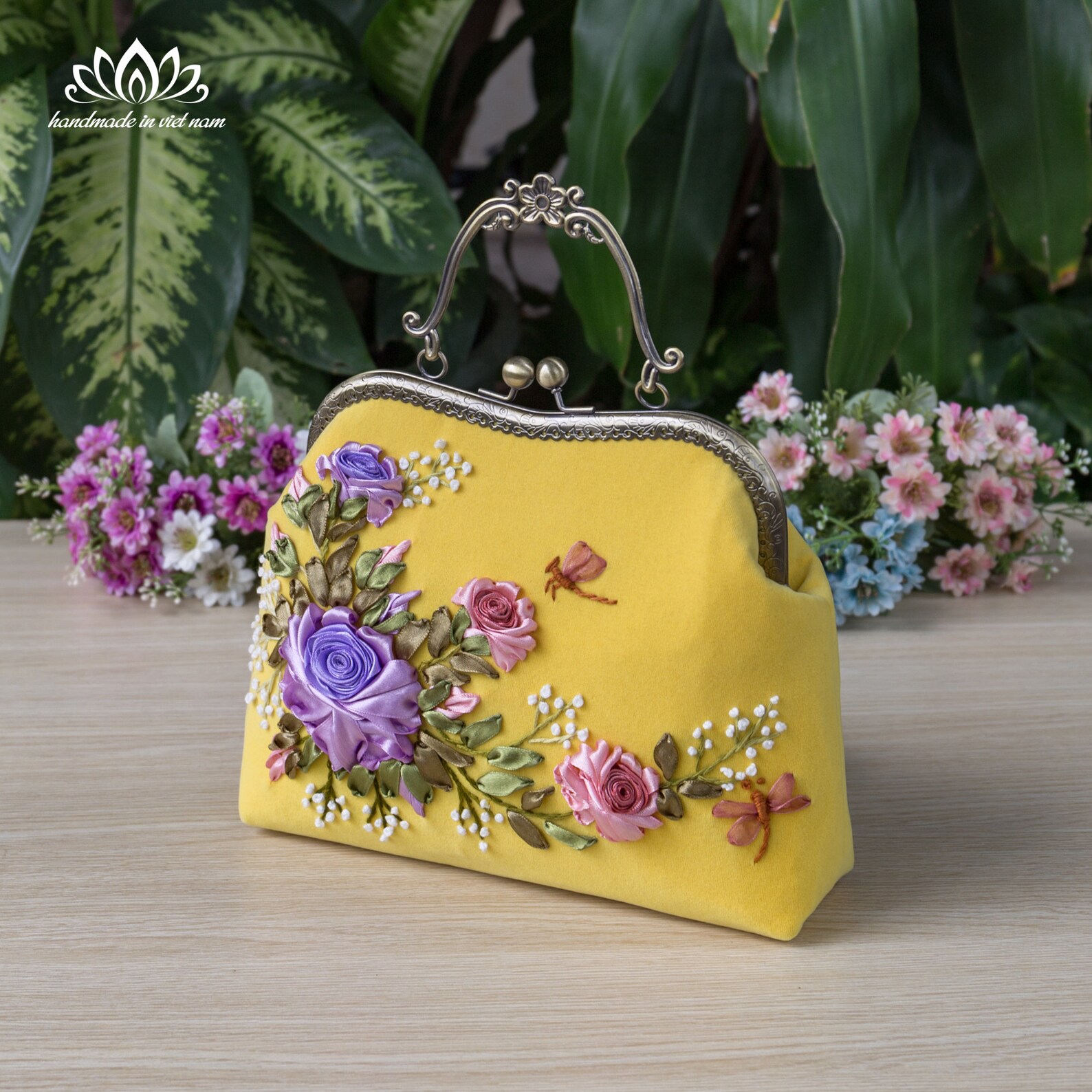Embroidered Handbag | Shoulder Bag | Ribbon Embroidery | Great Quality ...